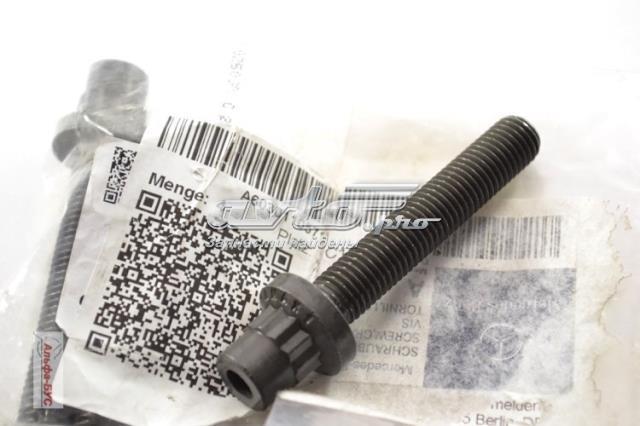 Болт крышки коренного вкладыша на Mercedes E (S210)