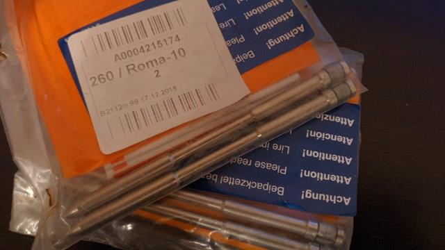 A0004215174 Mercedes направляющие суппорта тормозного к-т