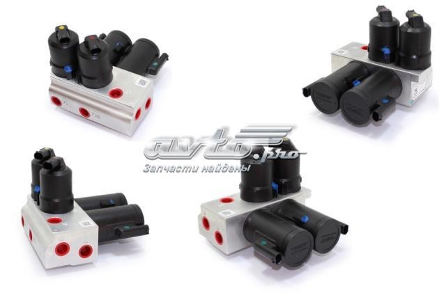 Блок клапанов регулируемой подвески, задний на Mercedes S-Class (W221)