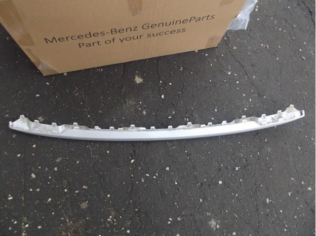 86565H8400 Hyundai/Kia накладка переднього бампера