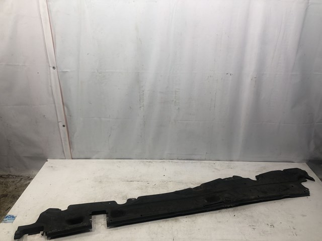 7L8825211E VAG Защита днища левая