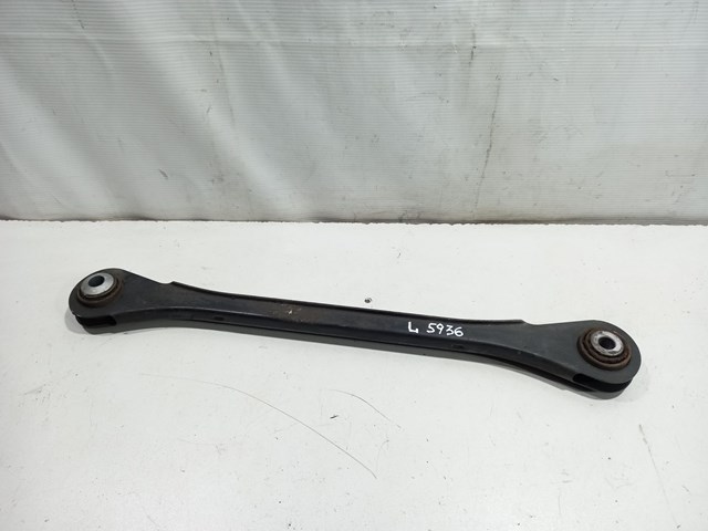 7P0501529 VAG задняя поперечная тяга