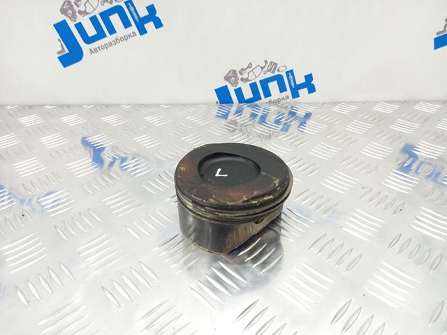 A2760305317 Mercedes поршень в комплекте на 1 цилиндр, std