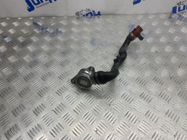 A6420102391 Mercedes патрубок вентиляции картера (маслоотделителя)