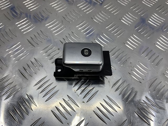 LR039618 Land Rover переключатель стояночного тормоза