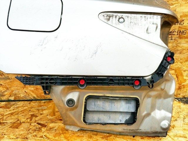 5257606140 Toyota кронштейн заднего бампера левый