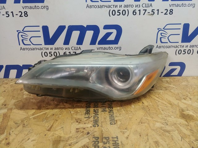 8115006D90 Toyota фара левая