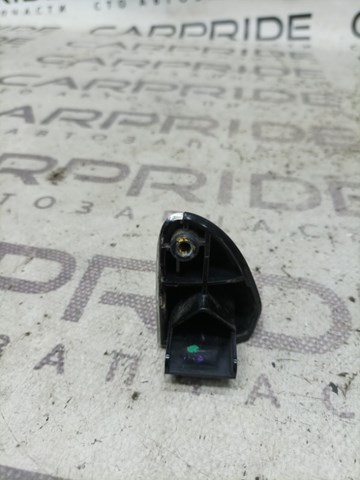 A2037601477 Mercedes направляющая ручки правой двери