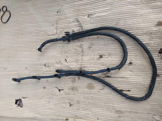 059130218AR VAG шланг паливний