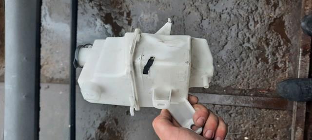 16470F0020 Toyota бачок радиатора расширительный toyota rav4 2019-