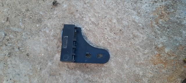 8K0807333B VAG кронштейн