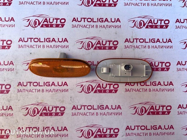 A9068201456 Mercedes габарит боковой (фургон)