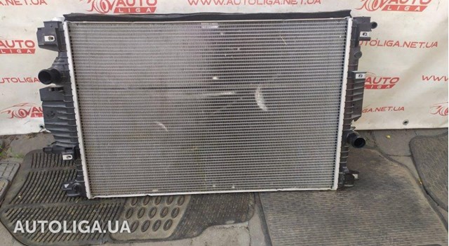 DG93-8005-CC Ford радиатор охлаждения двигателя