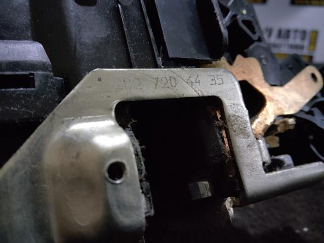 2027204435 Mercedes замок двери передней правой