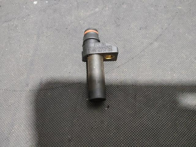 A0031537428 Mercedes датчик коленвала