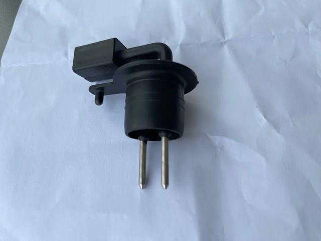 A2218209110 Mercedes датчик уровня жидкости омывателя лобового стекла5