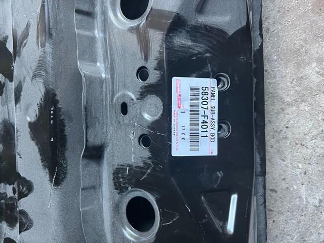 58307F4011 Toyota панель кузова задня