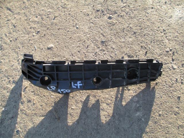 5211660200 Toyota кронштейн бампера переднего внешний левый