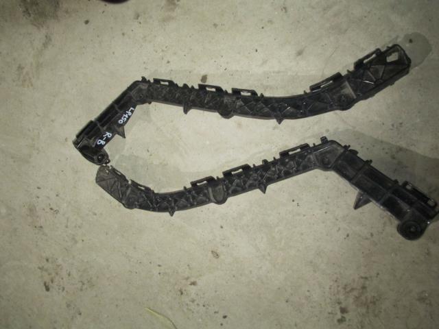 5215560080 Toyota Кронштейн бампера заднего правый