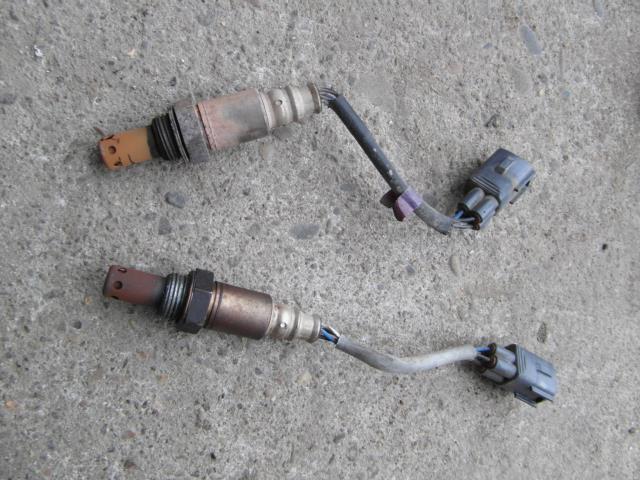 Лямбда-зонд, датчик кислорода до катализатора на Toyota Land Cruiser ...