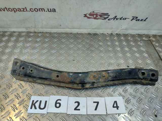 5220F599 Mitsubishi кронштейн передней балки