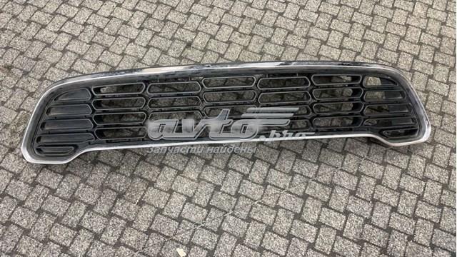 51139807476 BMW передняя декоративная решетка