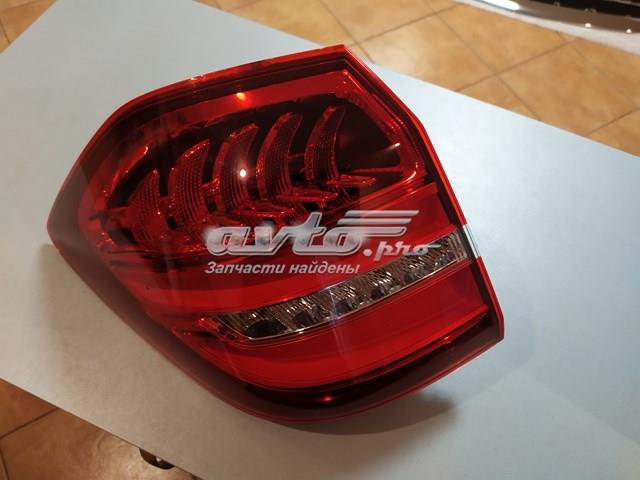 A1669060502 Mercedes фара задня