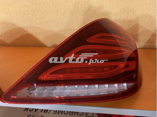 A2229065501 Mercedes задний правый фонарь