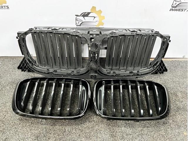 51138096590 BMW решетка радиатора