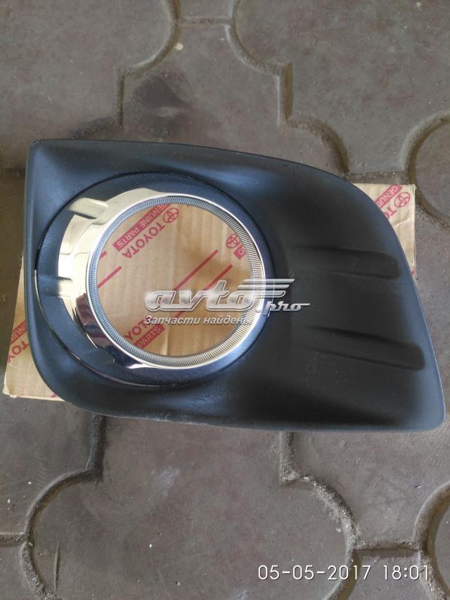 5204060010 Toyota заглушка противотуманок