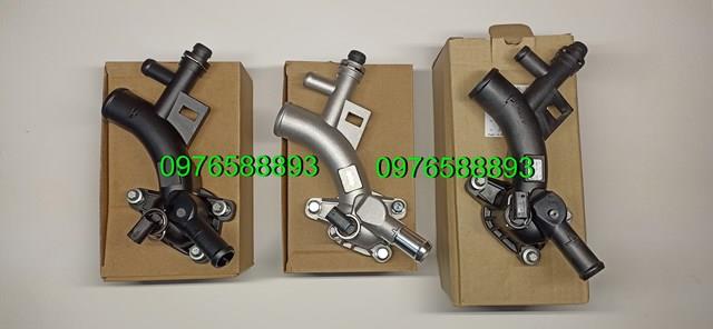 55565334 General Motors фланец системы охлаждения (тройник)