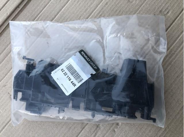 622211644R Renault (RVI) кронштейн бампера переднего