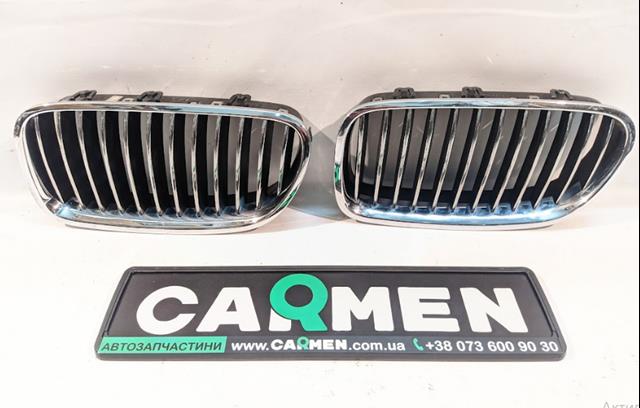 51137203649 BMW решетка радиатора левая