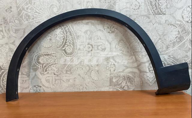 51777210081 BMW расширитель (накладка арки переднего крыла левый)