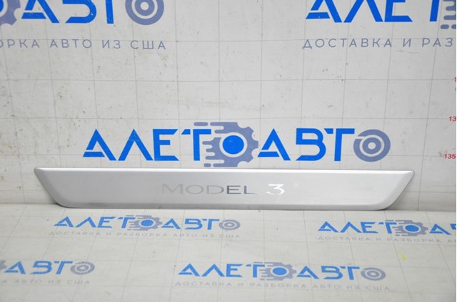 150476300C Tesla Motors молдинг порога перед лев/прав