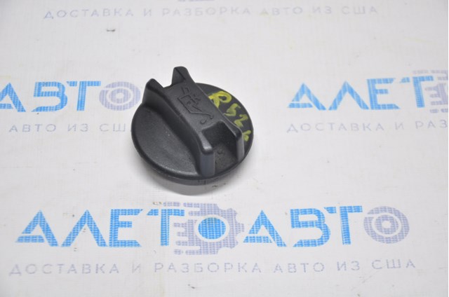 152559N00A Nissan крышка масляной горловины 152559n00a