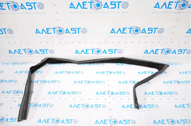 2217253525 Mercedes уплотнитель стекла передний левый mercedes w221