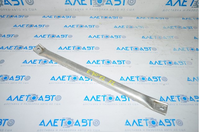 51617184939 BMW распорка передних стоек подвески левая