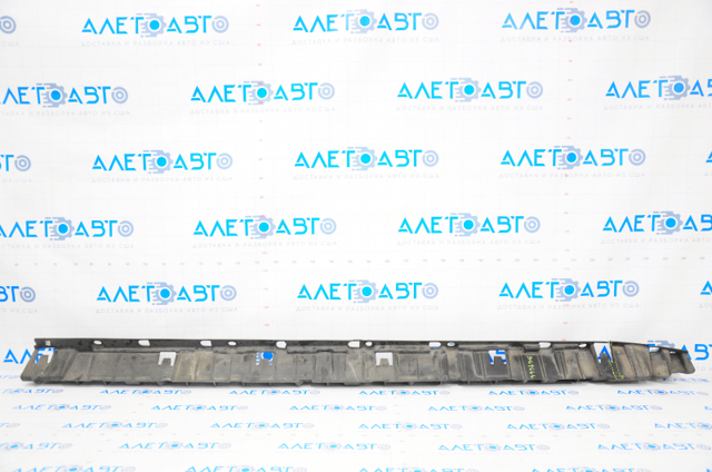 51777207195 BMW опора порога (крепление)