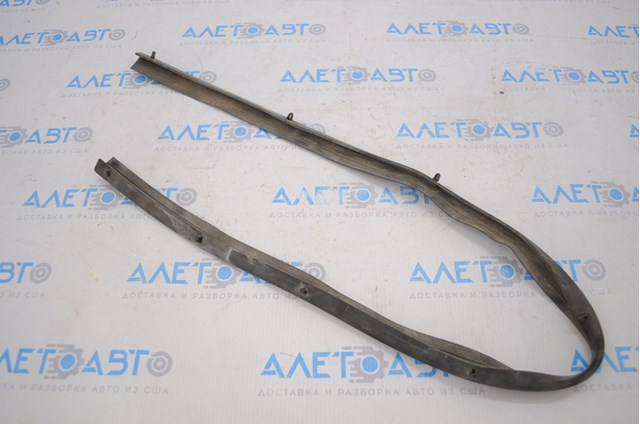 5338106100 Toyota резинка уплотнитель капота toyota camry 50 55