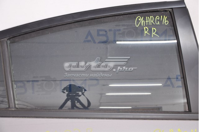 55113552AC Chrysler стекло двери задней правой