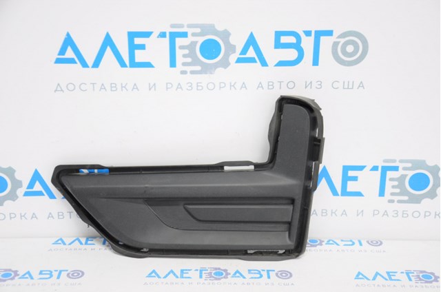 622576FL0A Nissan заглушка (решетка противотуманных фар бампера переднего