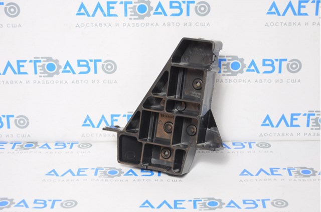 68144540AB China кронштейн радиатора правый