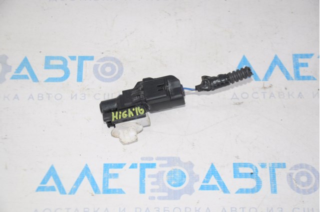 8879006010 Toyota датчик температуры