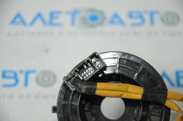 8924574010 Toyota датчик угла поворота рулевого колеса