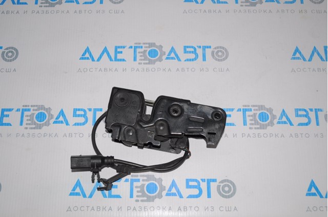 8K0823509G VAG замок капота