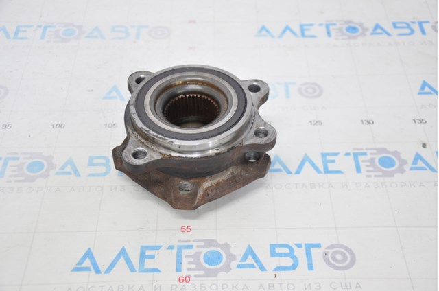 8W0407613 VAG маточина