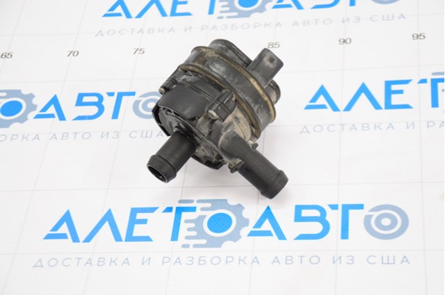 A0005000686 Nissan насос системы охлаждения infiniti qx30 17-