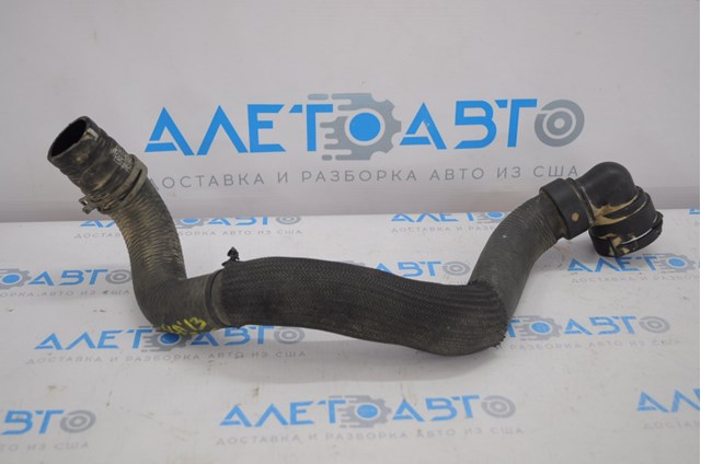 CV6Z8260L Ford патрубок радиатора