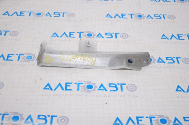 F41C04BAAA Nissan крепление крыла